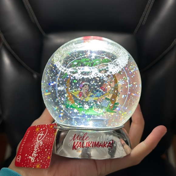 Disney | Accents | Disney Lilo And Stitch Snow Globe Mele Kalikimaka ...